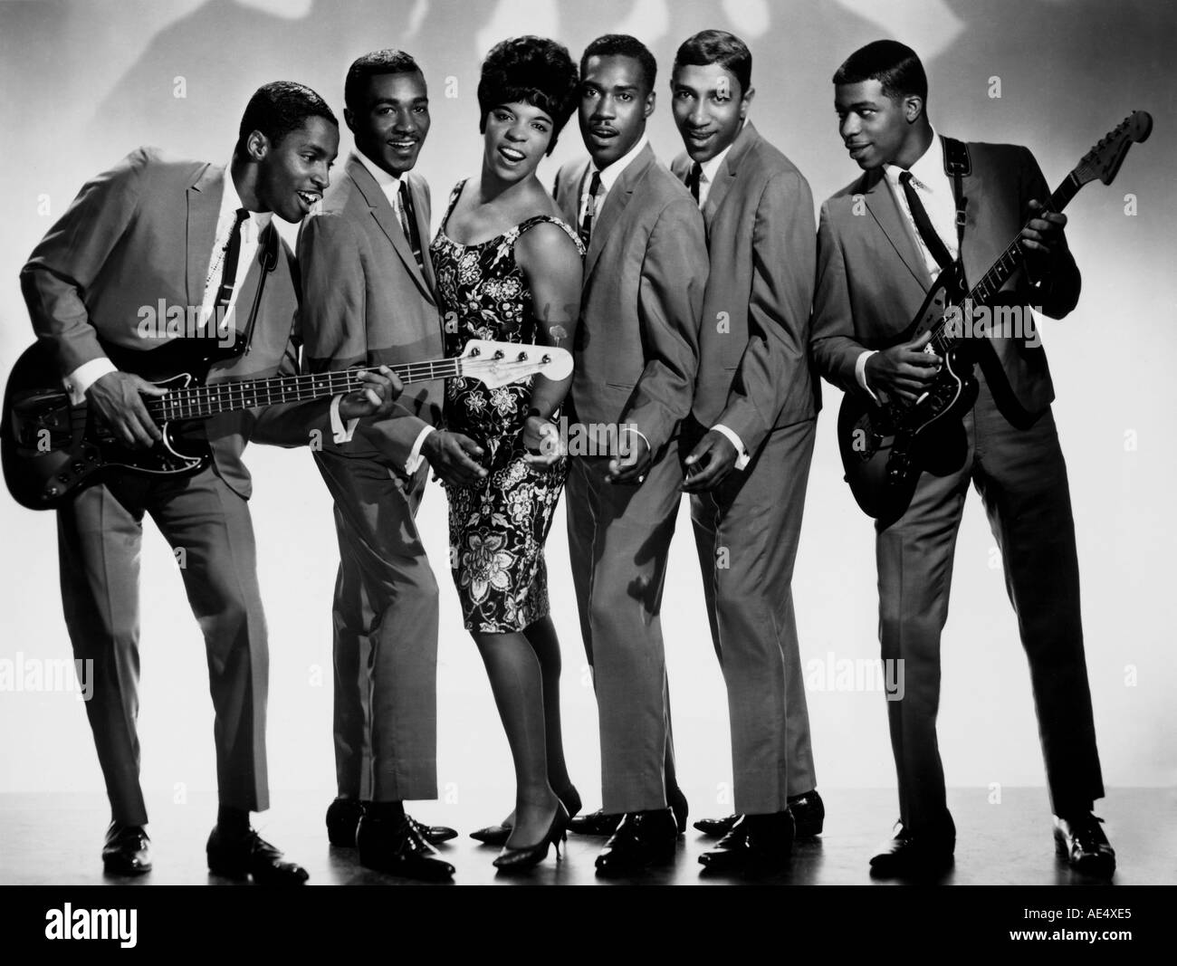 RUBY AND THE ROMANTICS US vocal group with Ruby Nash centre in 1963 the ...