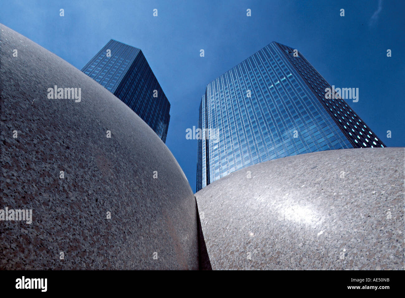 extreme buildings frankfurt Stock Photo - Alamy