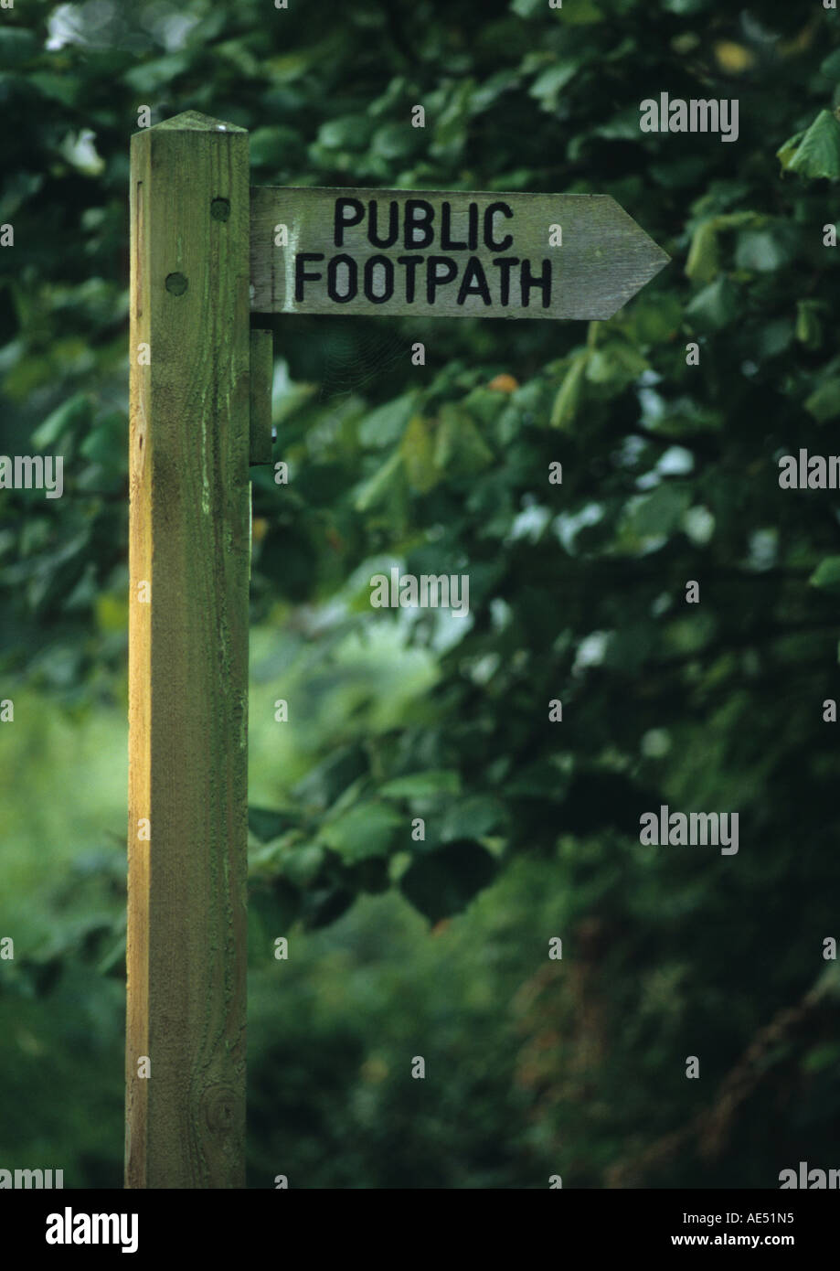 Public Footpath Sign in the Uk Stock Photo - Alamy