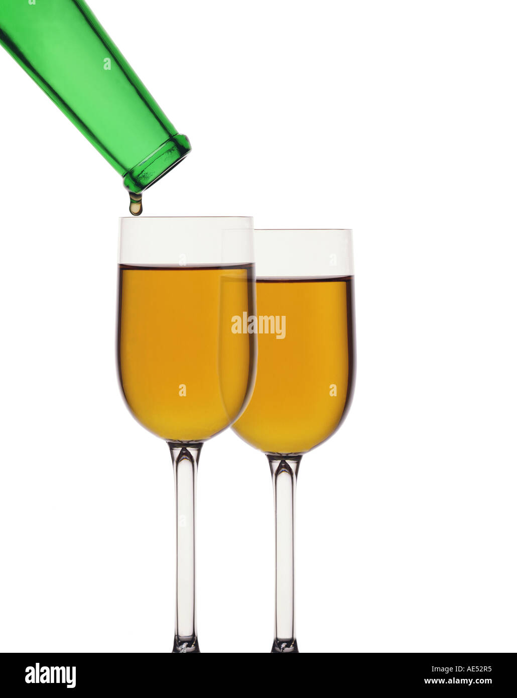 Last drop of wine bottle hi-res stock photography and images - Alamy