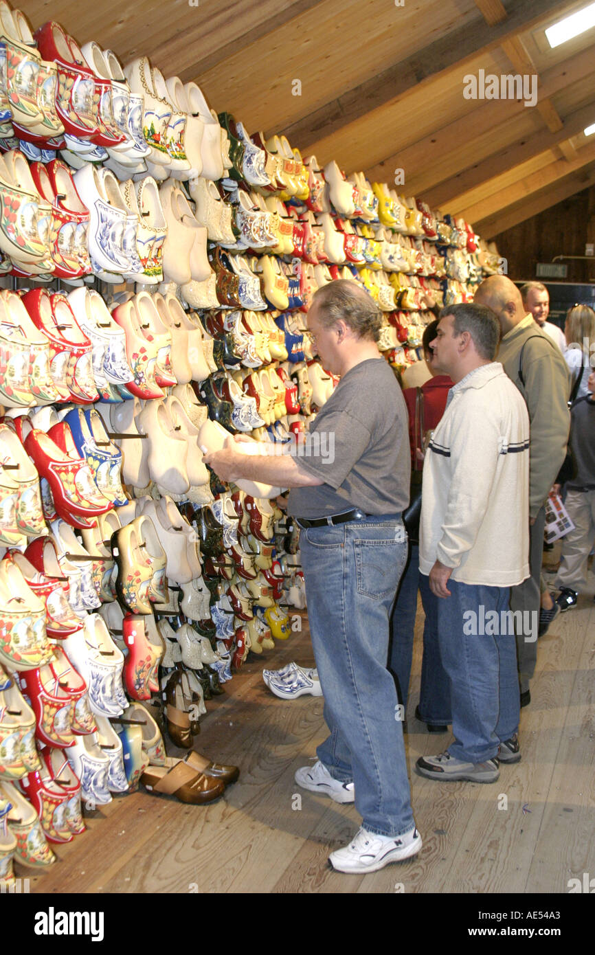 Dutch man clogs hi-res stock photography and images - Alamy
