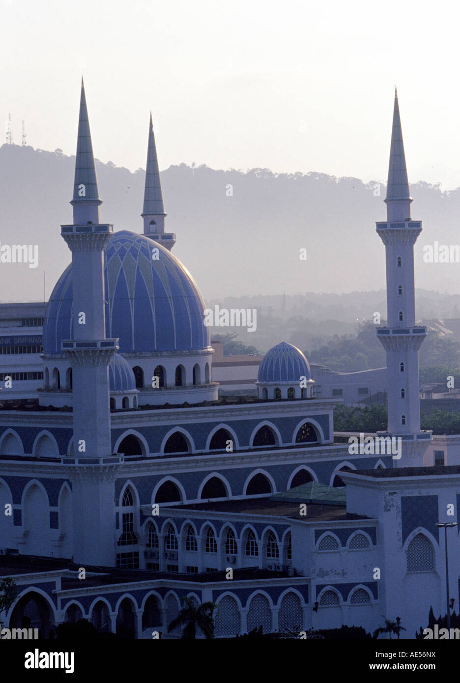 Sultan Ahmad Mosque in sunrise, Kuantan Malaysia Stock Photo - Alamy
