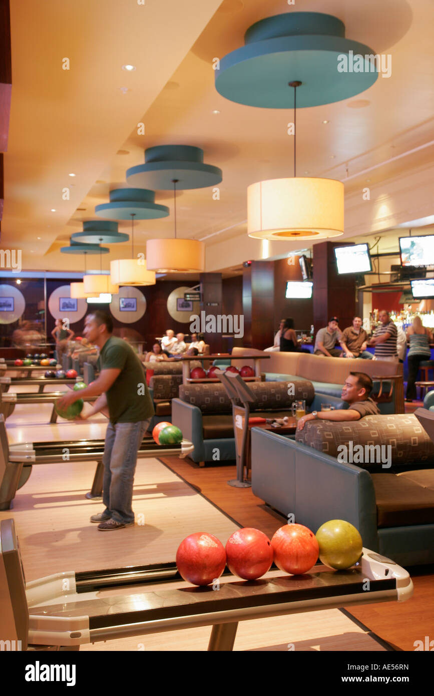 Cleveland Ohio,Euclid Avenue,Corner Alley,Asian man,male bowling ...