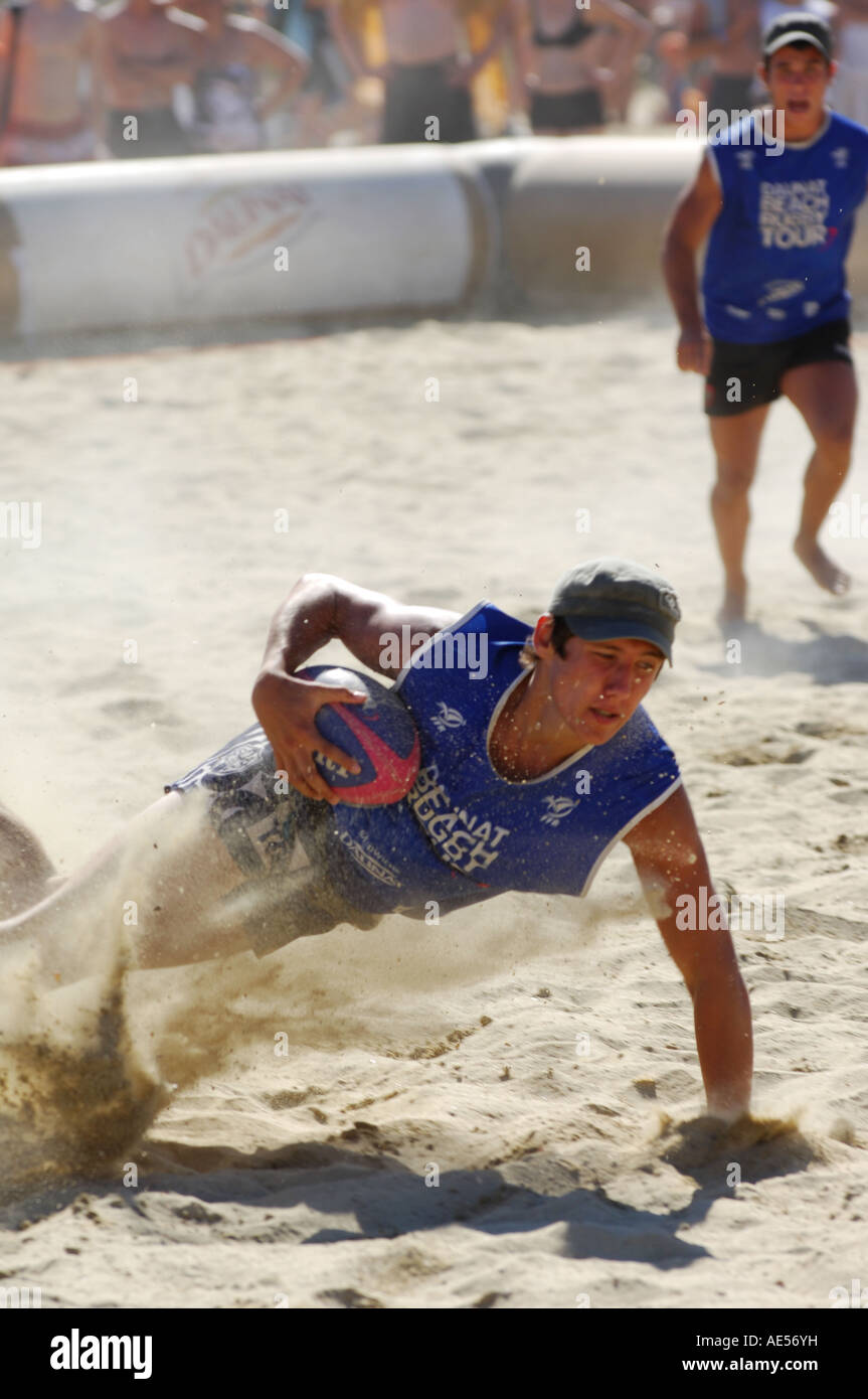 Beach sport player hi-res stock photography and images - Alamy