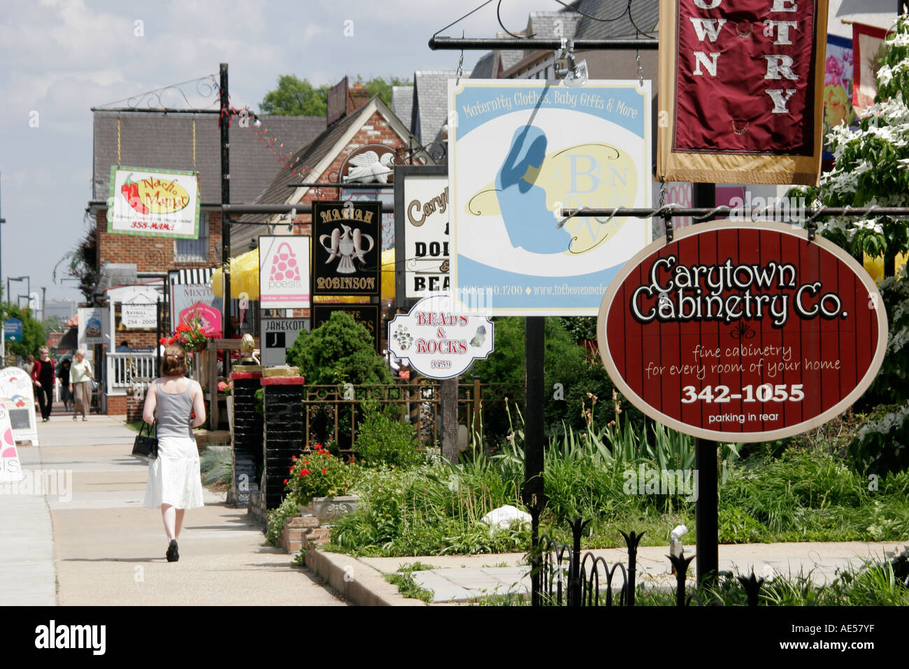 Richmond Virginia,Carytown,West Cary Street,VA060517099 Stock Photo - Alamy