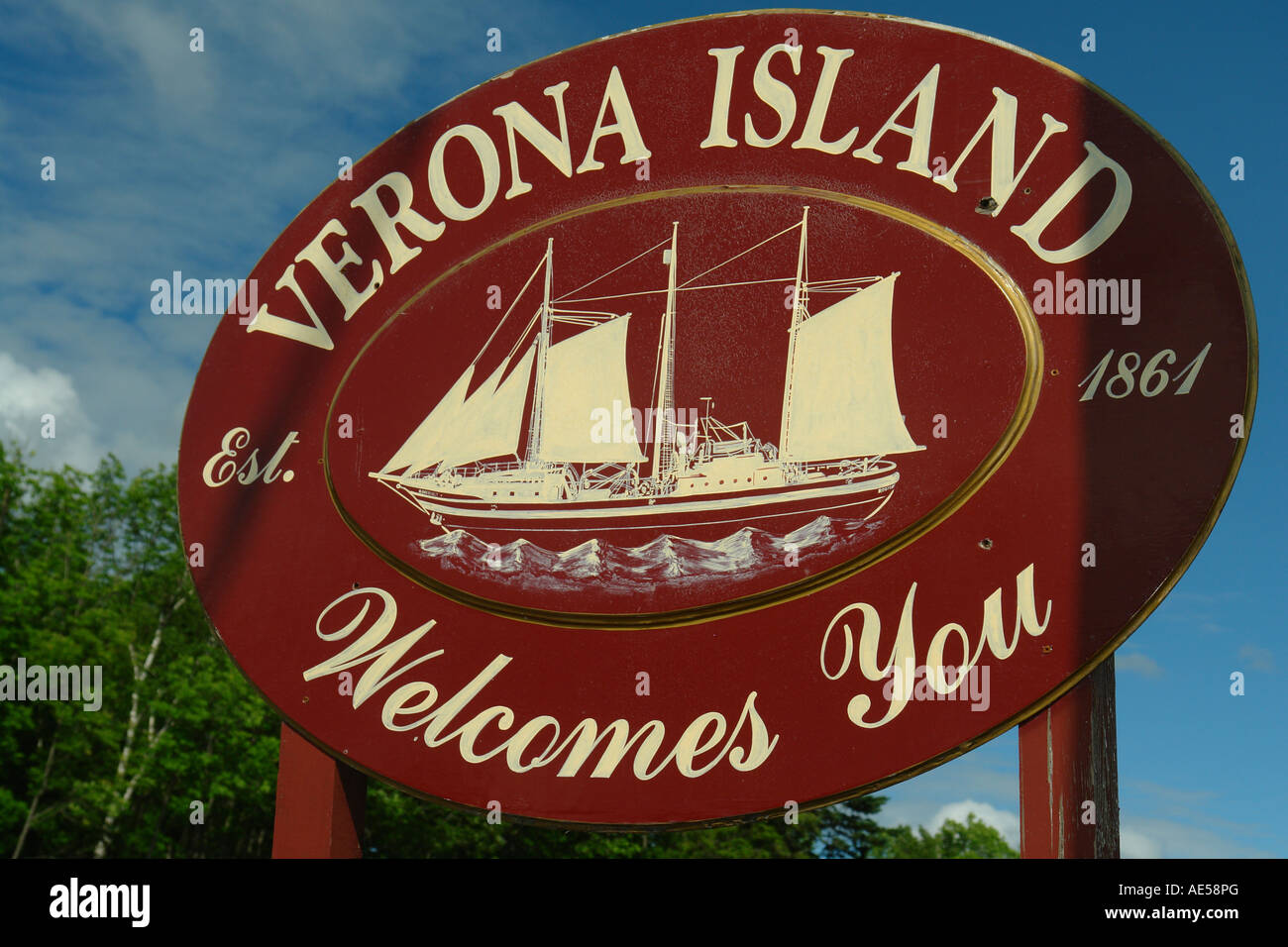 AJD59556, Bucksport, ME, Maine, Verona Island Welcomes You, sign Stock ...