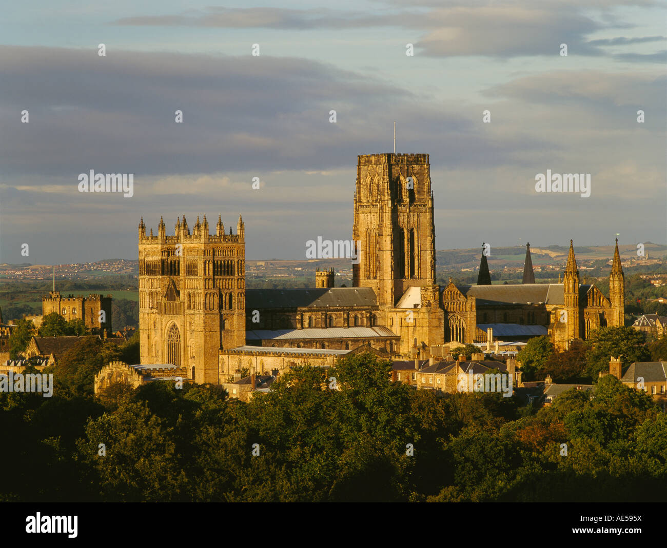 Dusk over Durham Cathedral, Durham City, County Durham Stock Photo - Alamy