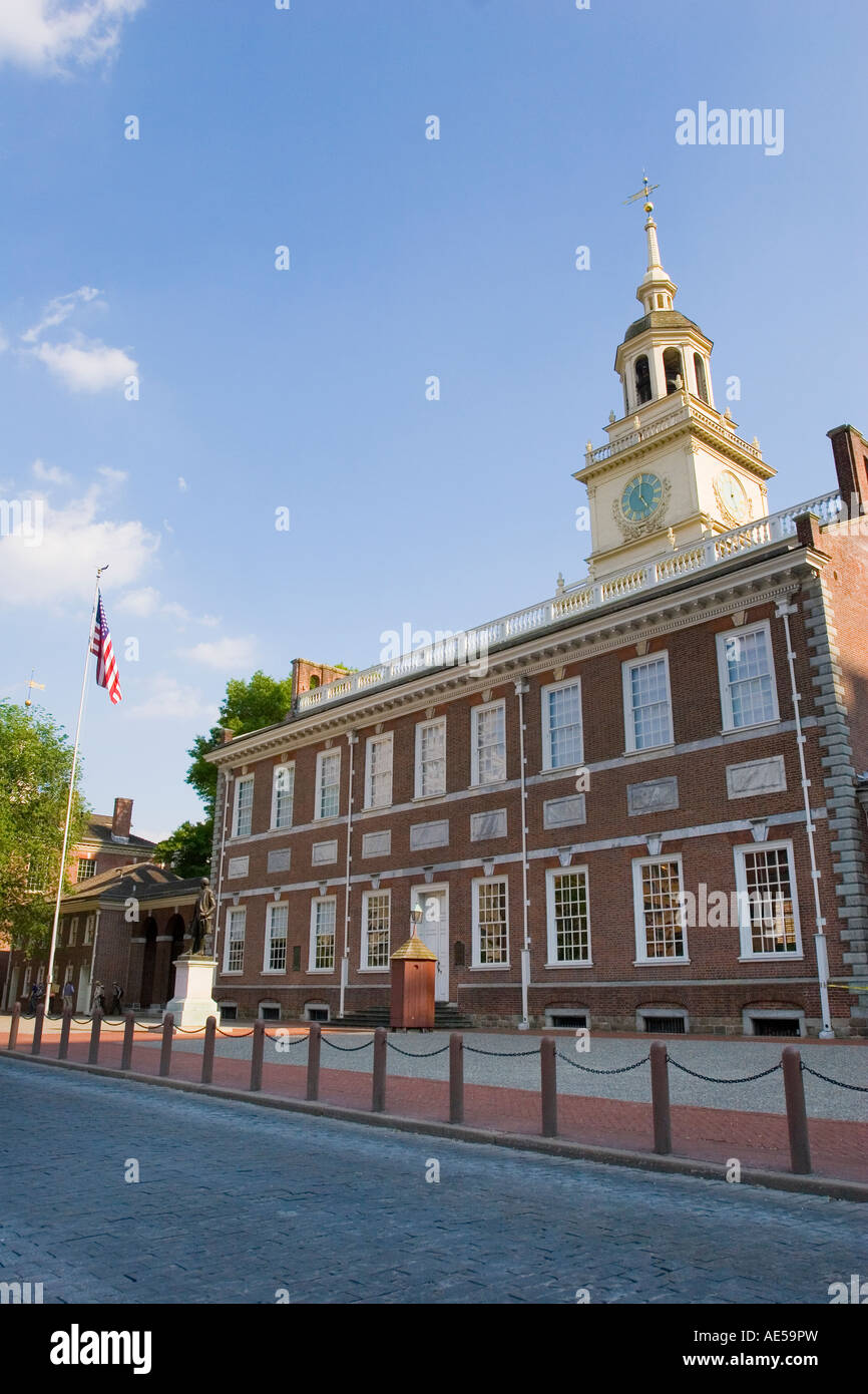 Front of Independence Hall where Declaration of Independence was signed ...