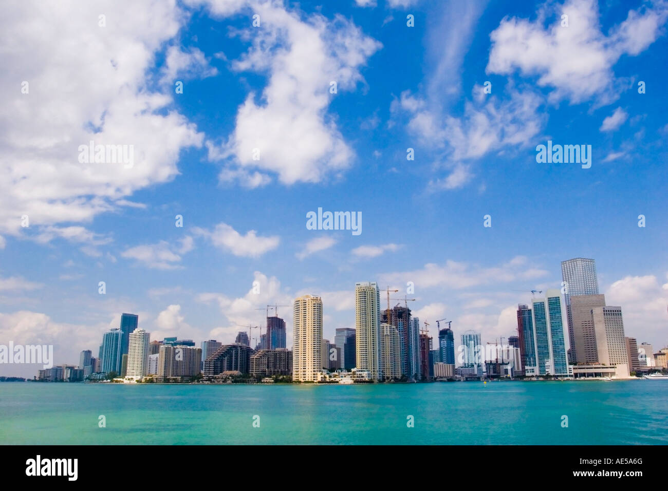 Skyscrapers of the downtown Miami skyline with Biscayne Bay and clouds ...