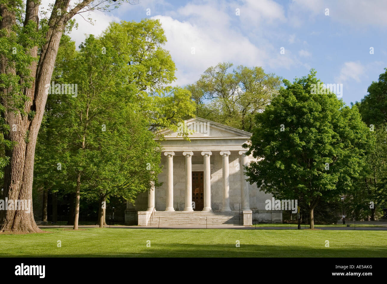 Roman architecture of Whig Hall with white ionic marble pillars facing ...