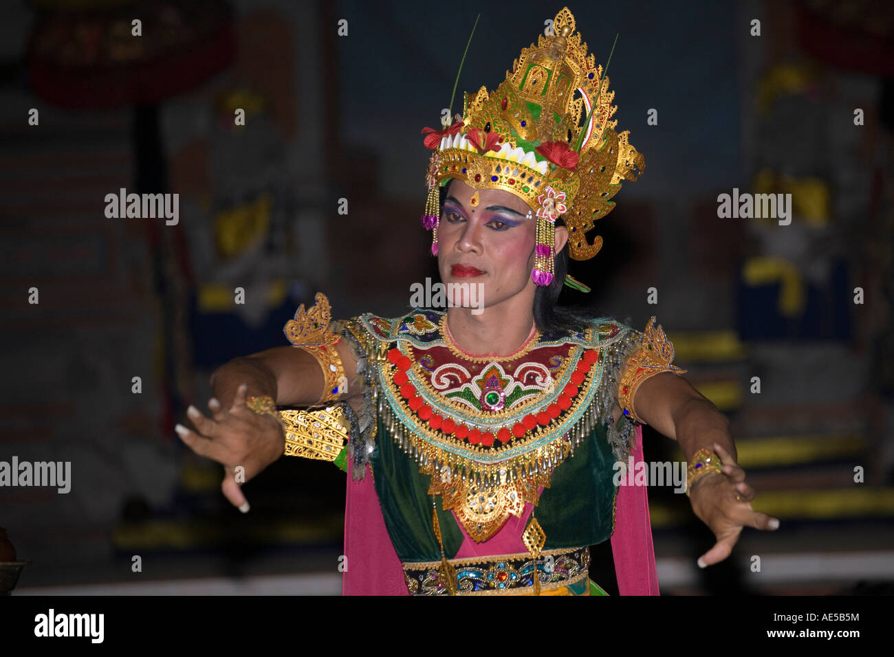 Balinese dance Indonesia Stock Photo - Alamy