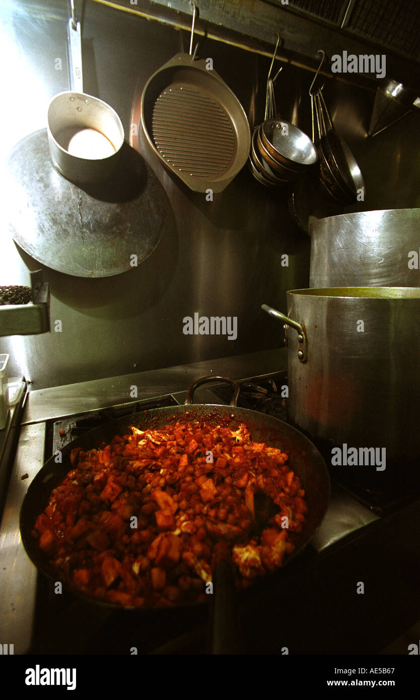 Indian curry cooking at the organic kitchen brisbane australia 1697 ...