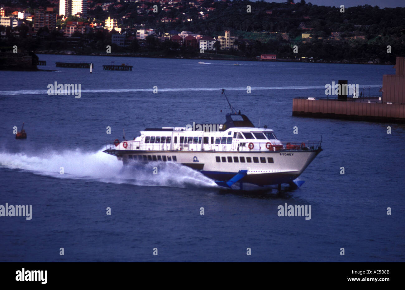 Sydney Harbour Hydrofoil ferry enters Circular Quay 1652 Stock Photo ...