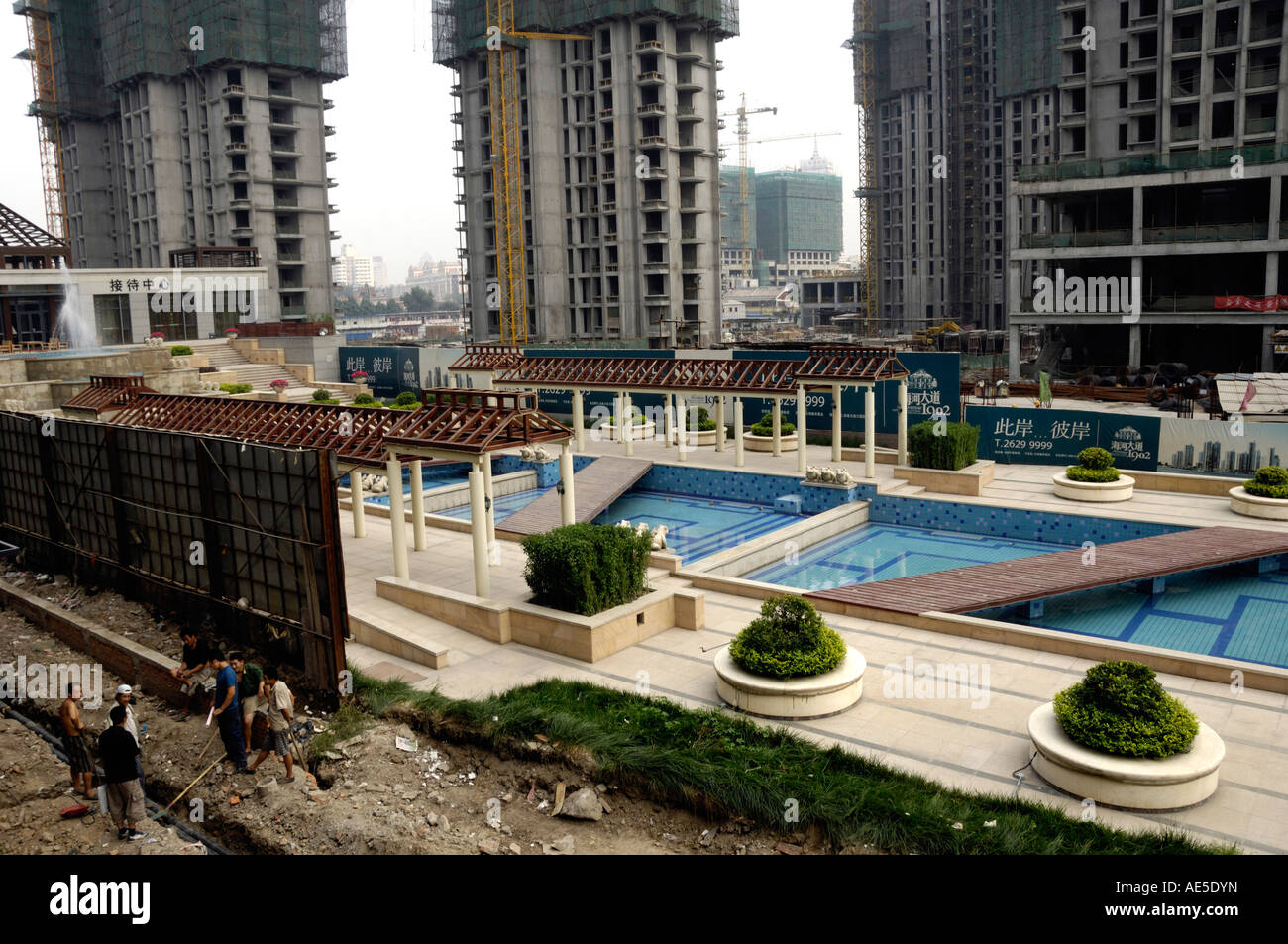 Construction site of a luxurious apartments in Tianjin China 18 Aug ...