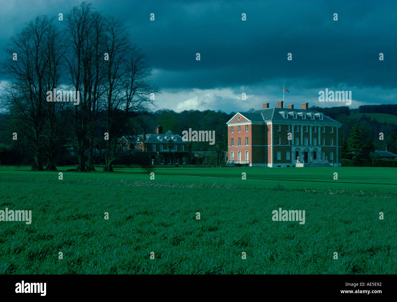 Chevening house hi-res stock photography and images - Alamy