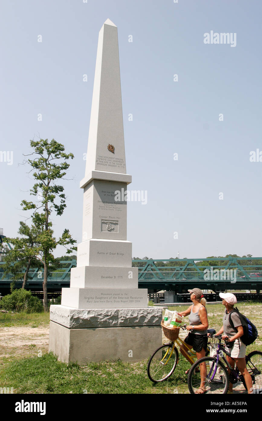 Battlefield bridge scene hi-res stock photography and images - Alamy
