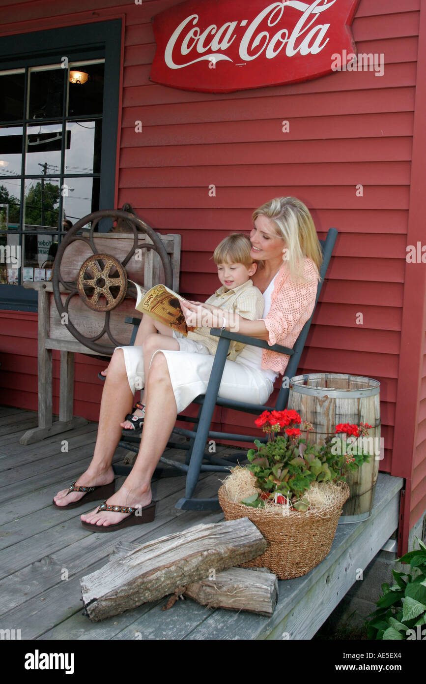 Chesapeake Virginia,Chaplin's Corner General Store,porch,mother mom ...