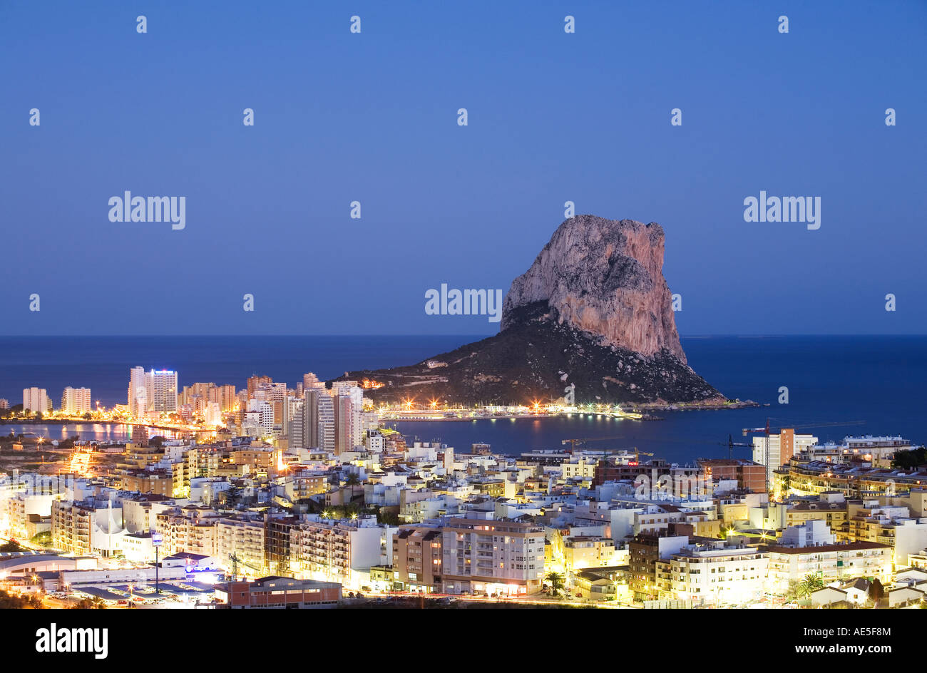 Night view of Calpe, Penon de Ifach, Costa Blanca, Real estate ...