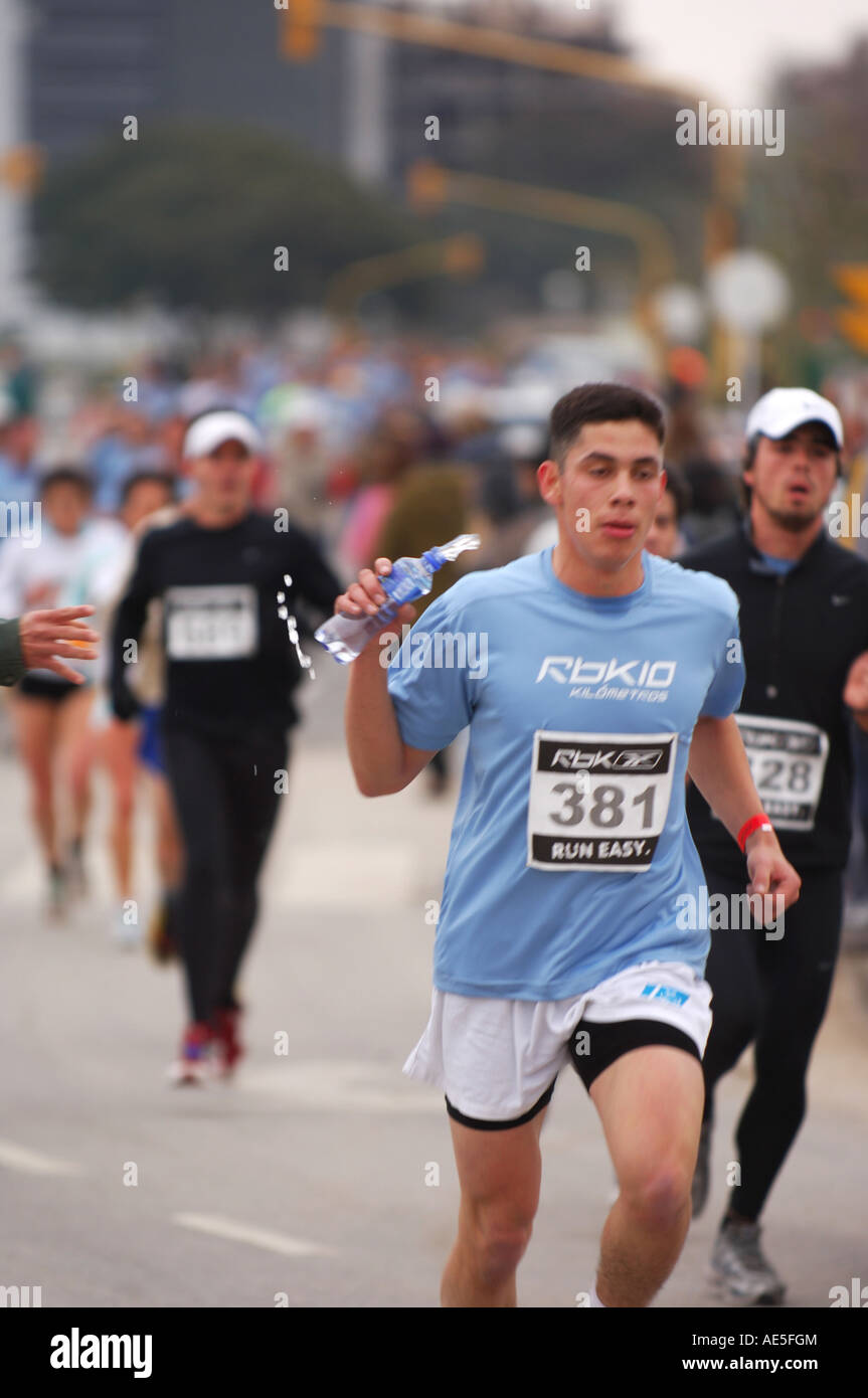 man running buenos aires 10km august 2008 Stock Photo - Alamy