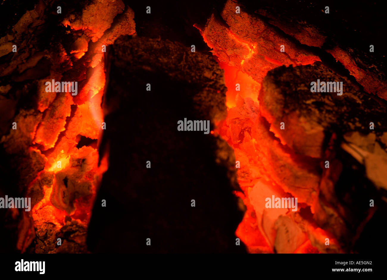 Peat fire hi-res stock photography and images - Alamy