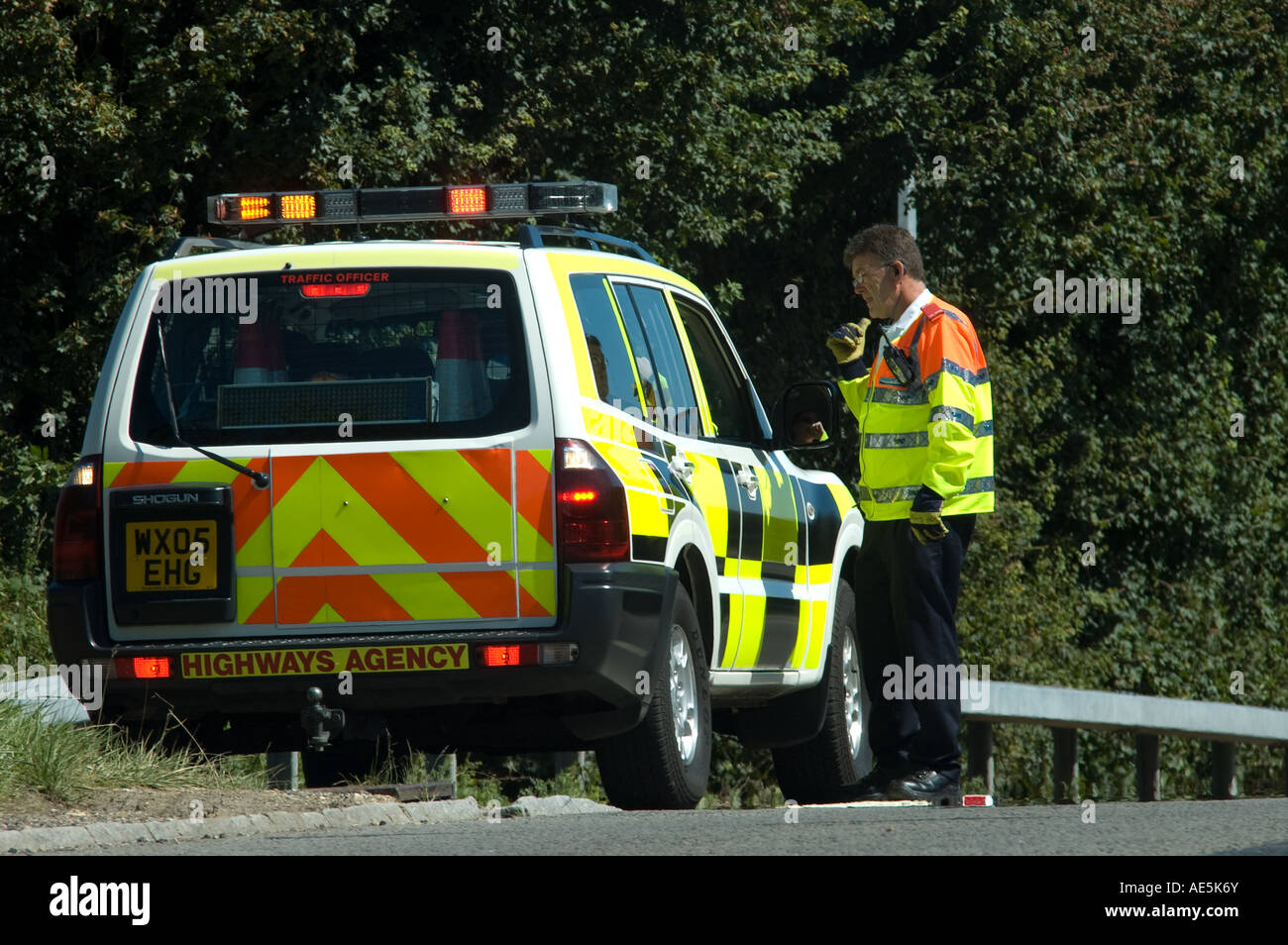 Highways agency traffic officer hi-res stock photography and images - Alamy