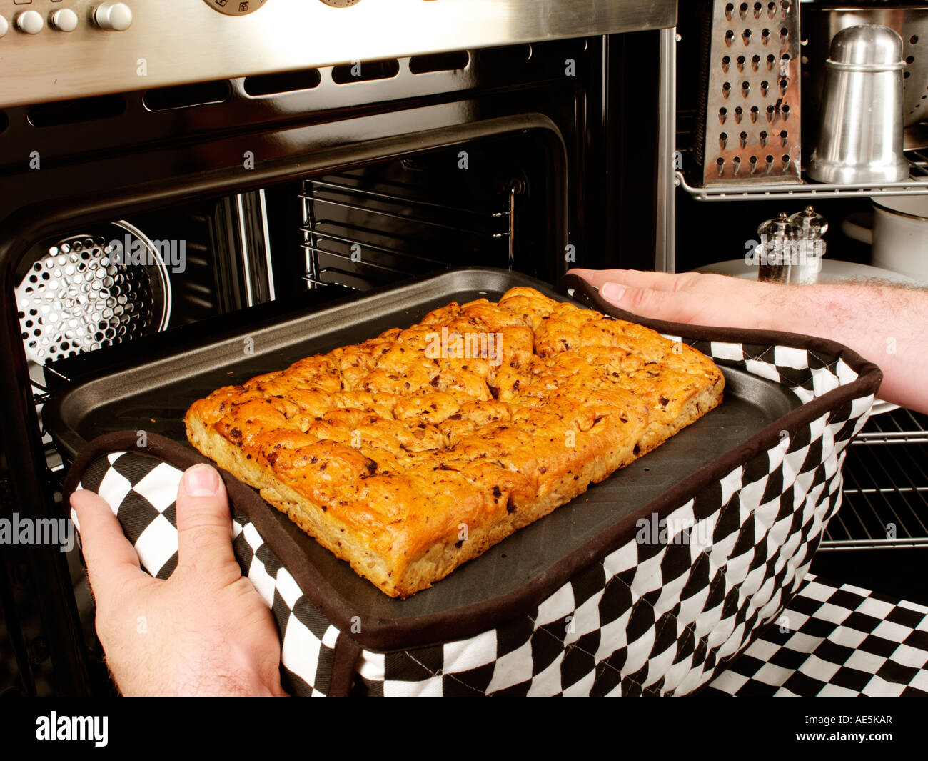 MAN BAKING ITALIAN FOCACCIA BREAD Stock Photo - Alamy