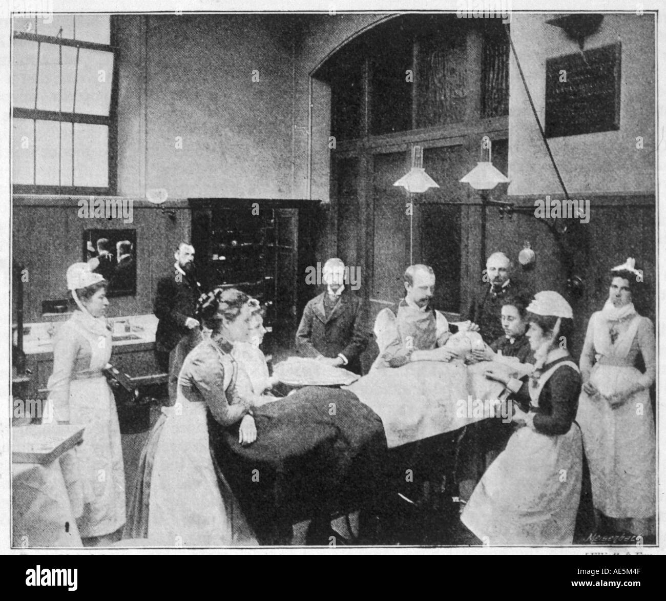 Hospital theatre operation Black and White Stock Photos & Images - Alamy