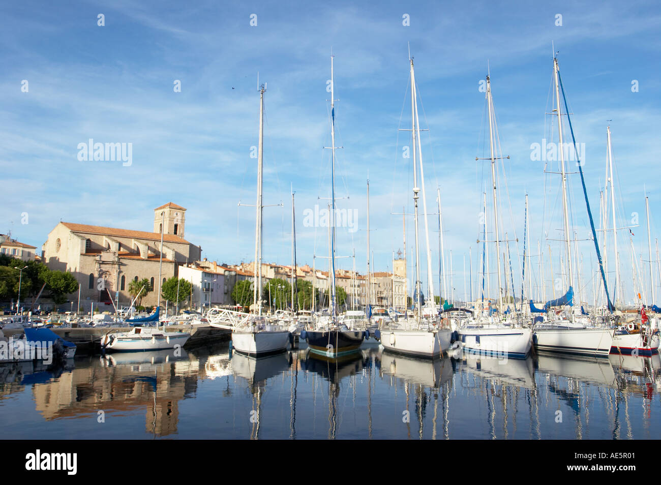 Inverted hull hi-res stock photography and images - Alamy