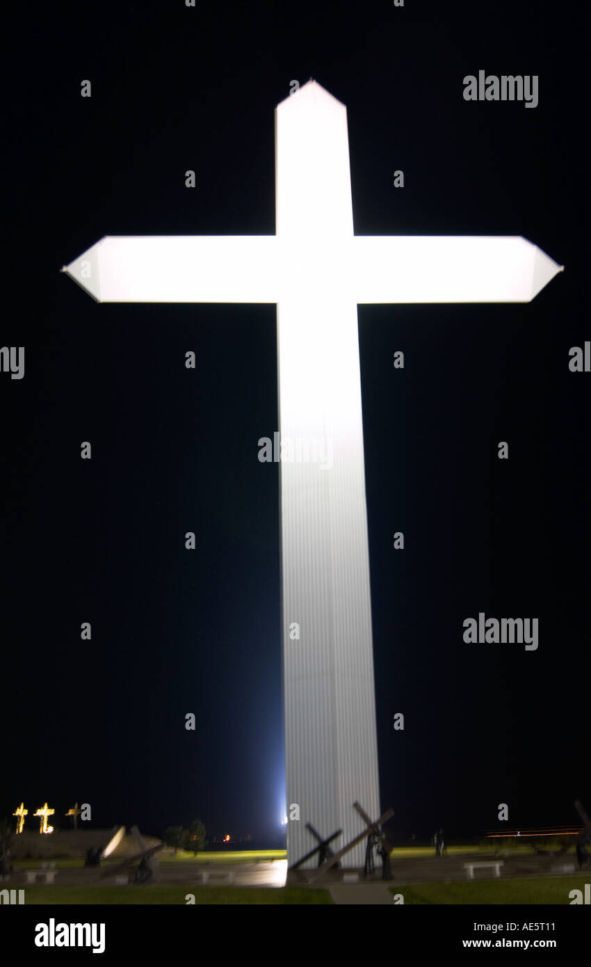 Night view of the giant cross illuminated at Groom, Texas, USA Stock ...