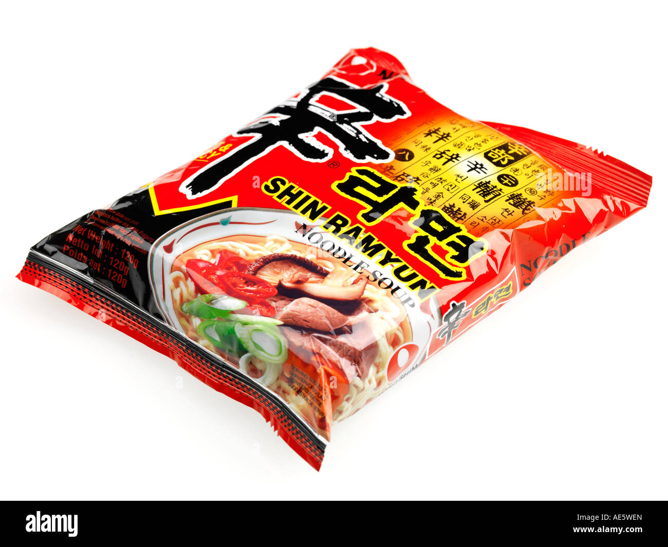 Instant noodles snack lunch spicy hi-res stock photography and images ...