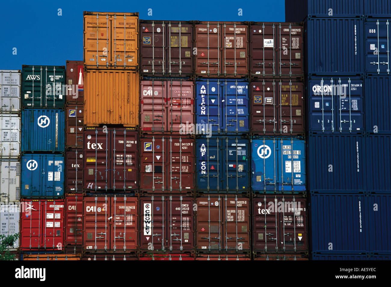 International shipment hi-res stock photography and images - Alamy