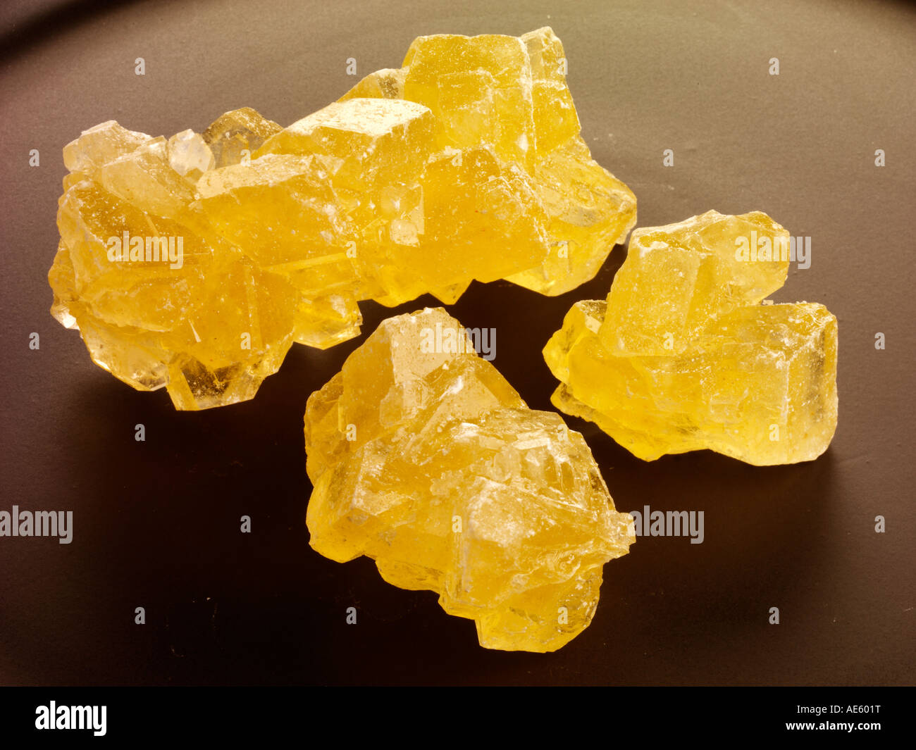 CRYSTALLIZED SUGAR WITH SAFFRON Stock Photo - Alamy