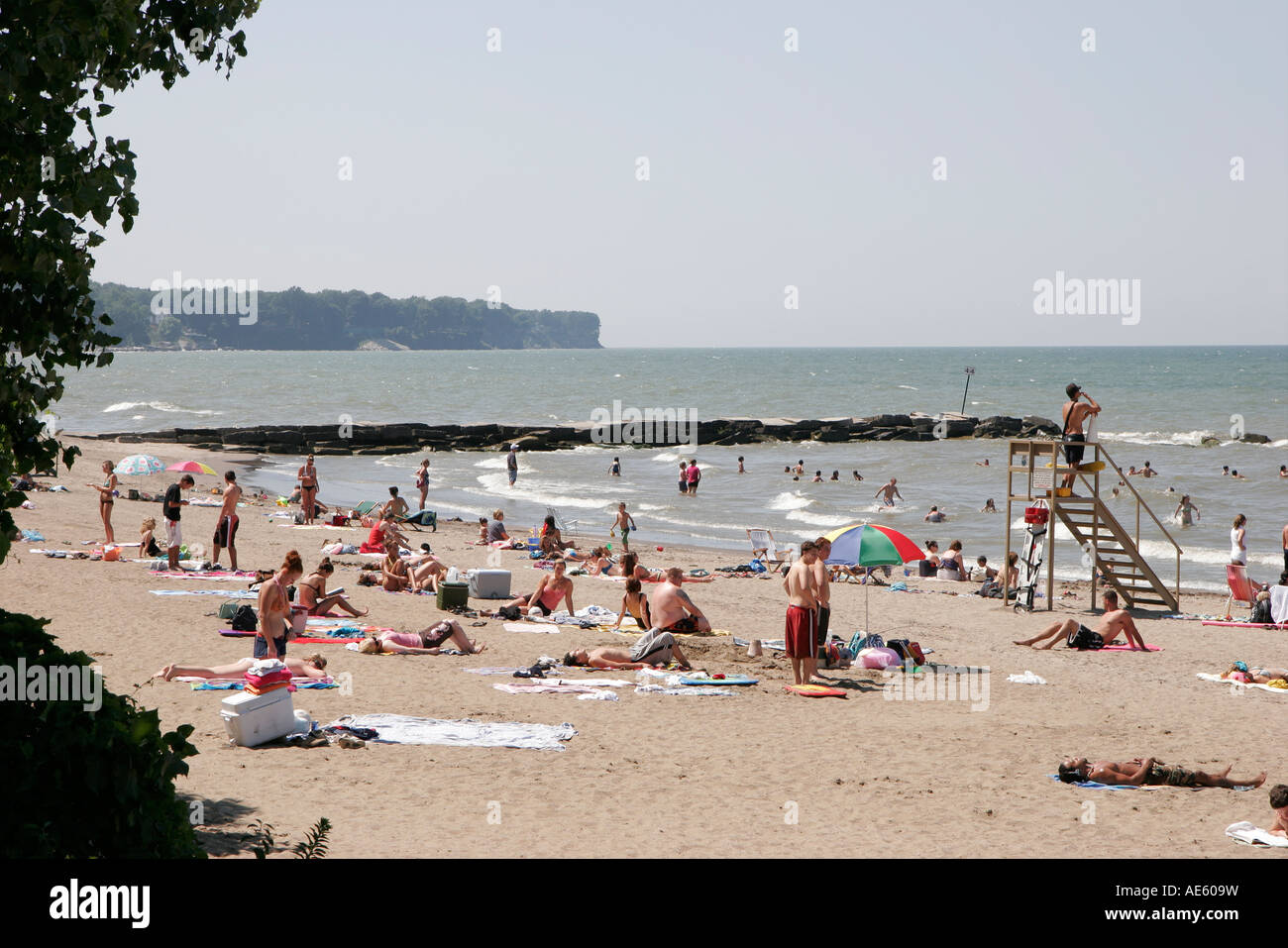 Cleveland ohio lake erie beach hi-res stock photography and images - Alamy