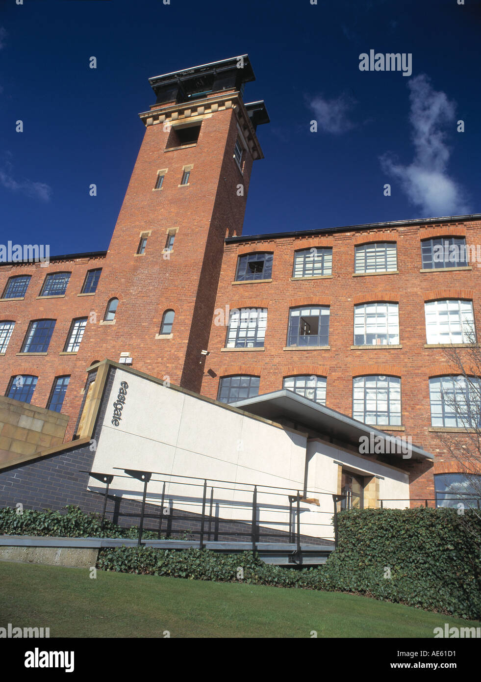 Stephenson building hi-res stock photography and images - Alamy