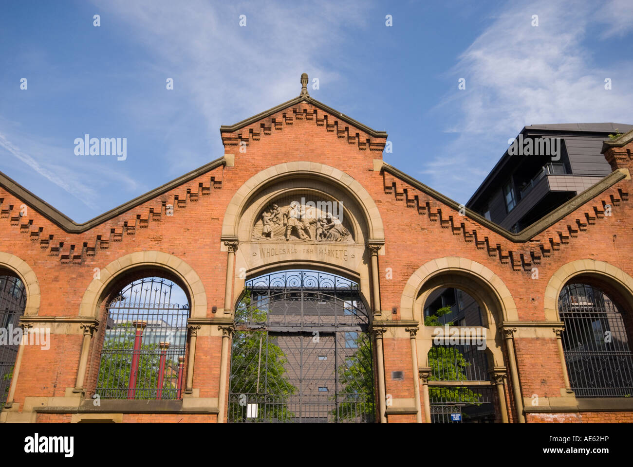 Old fish market building manchester hi-res stock photography and images ...