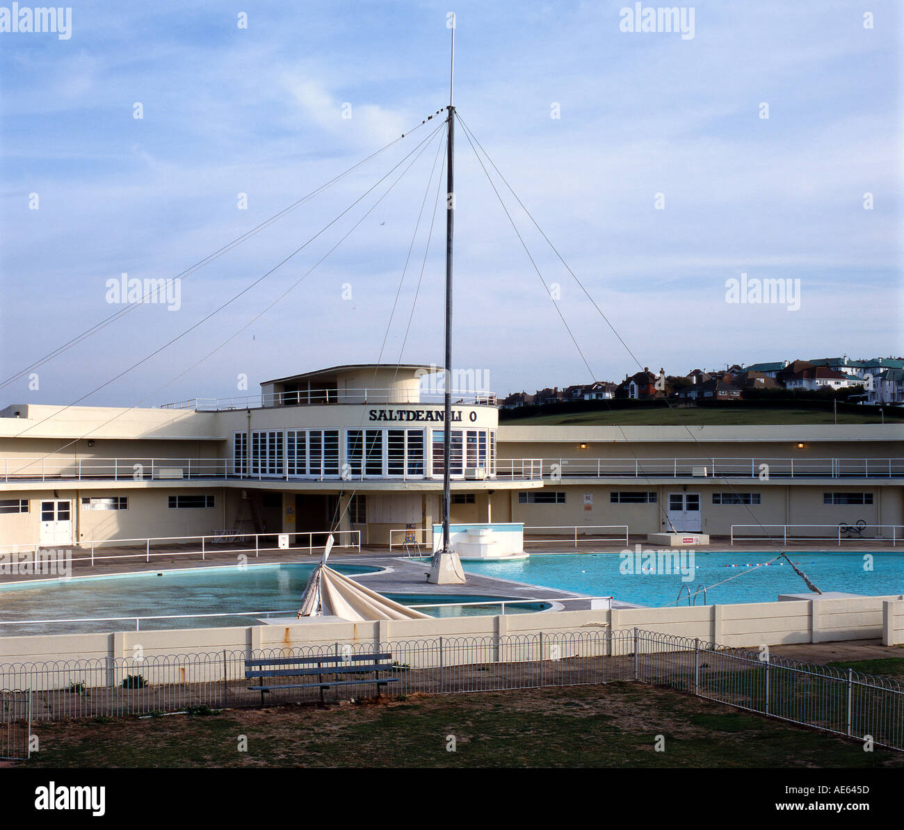 Art Deco outdoor public swimming pool at Saltdean near Brighton UK ...