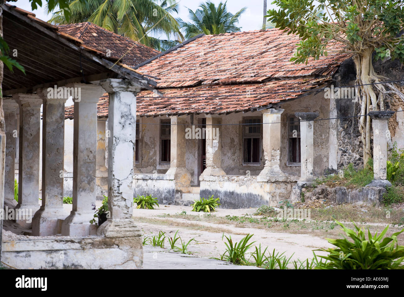 Crumbling colonial villas on Ibo Island part of the Quirimbas ...
