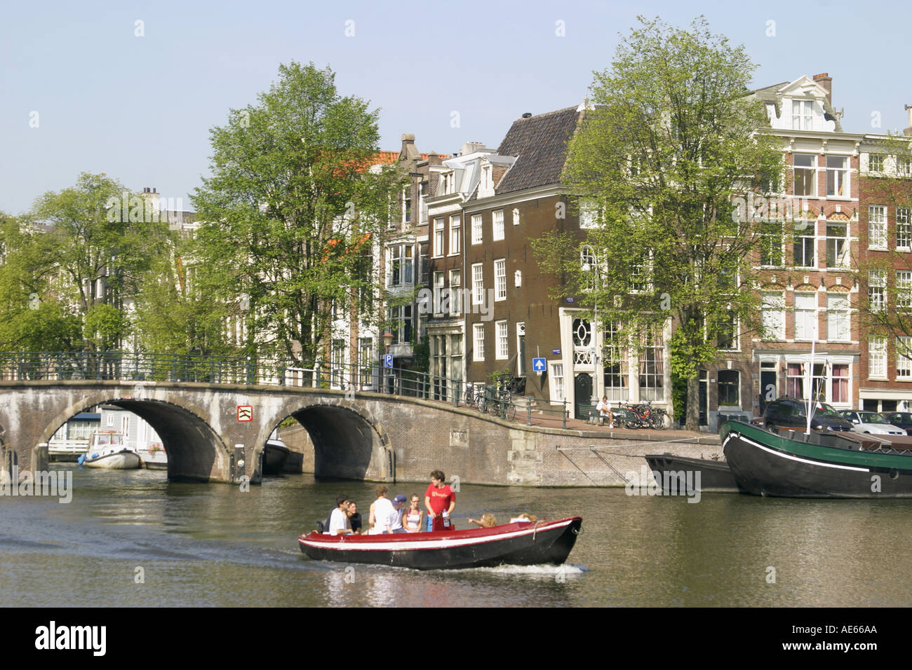 Amsterdam Holland Canal scene Stock Photo - Alamy