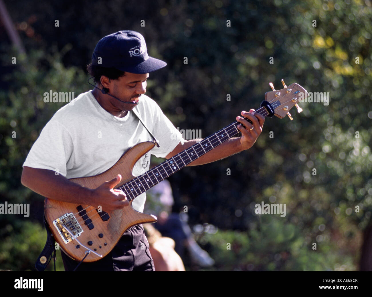 Victor wooten hi-res stock photography and images - Alamy