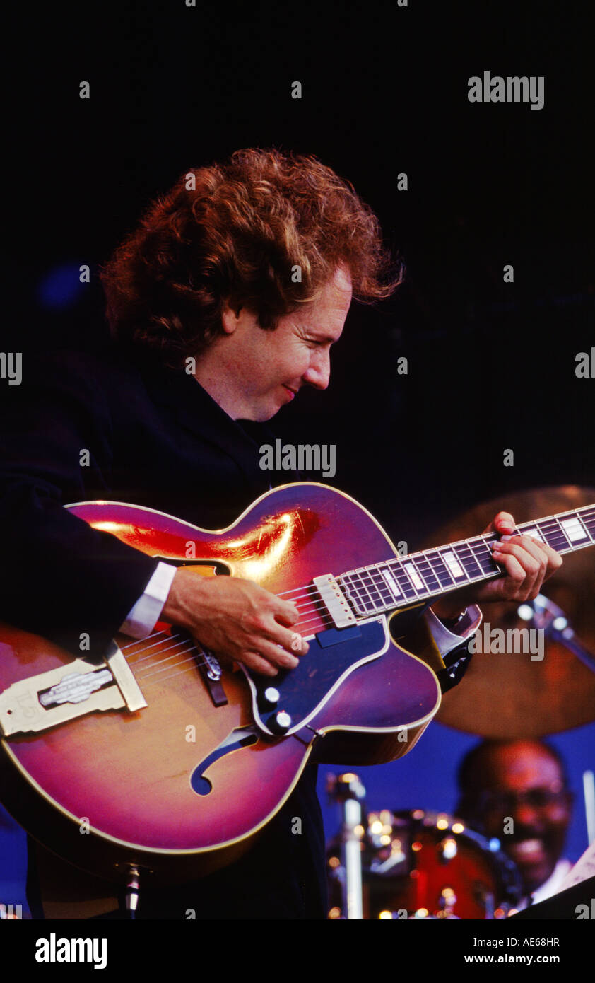 LEE RITENOUR plays GUITAR with FOURPLAY at the MONTEREY JAZZ FESTIVAL ...