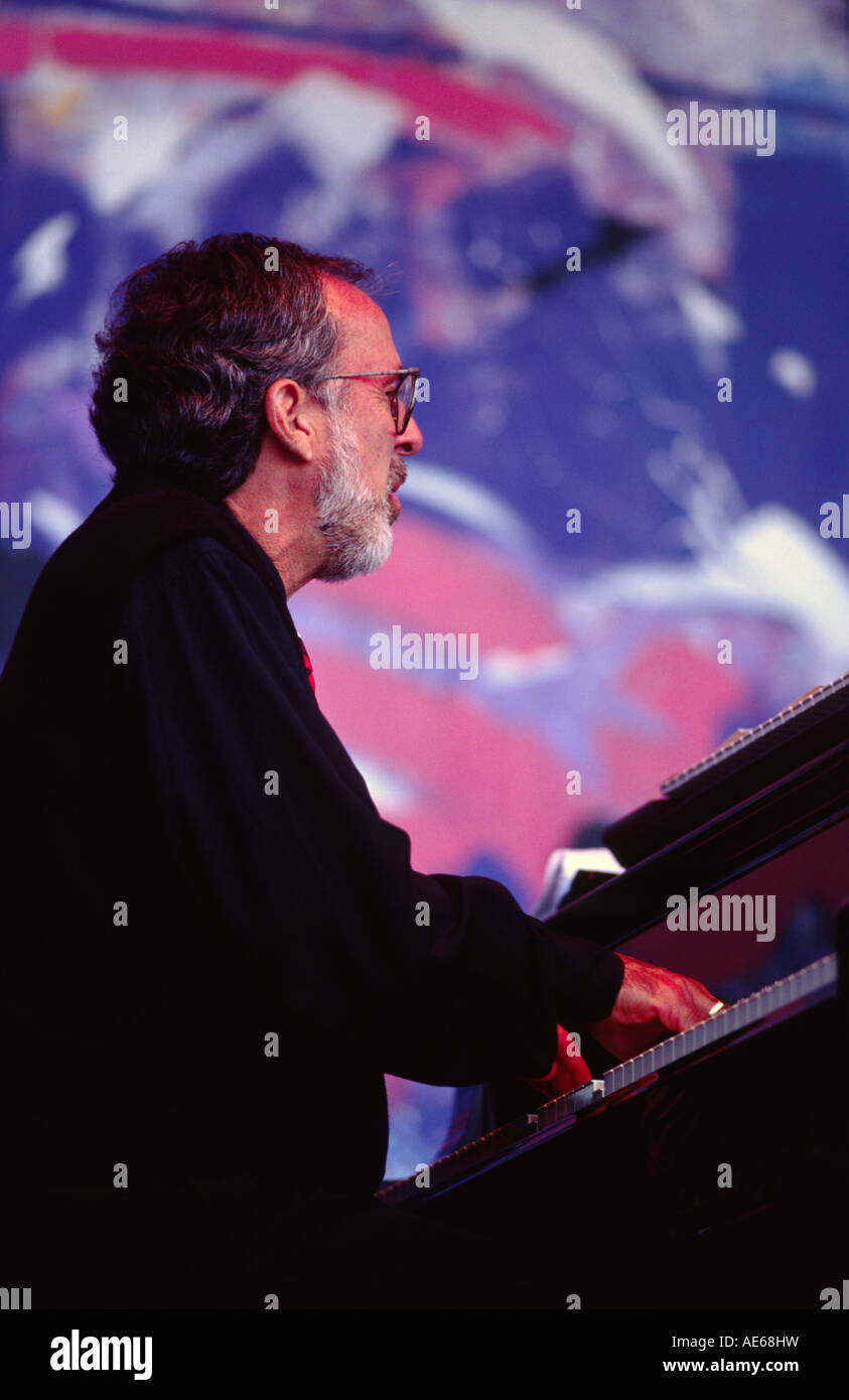James piano hi-res stock photography and images - Alamy