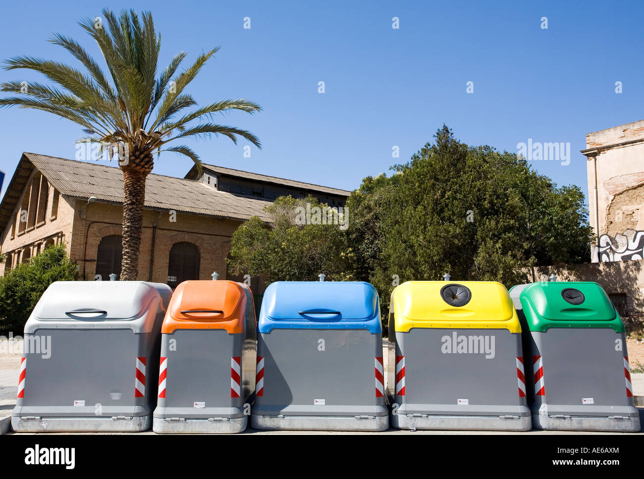 Recycling containers hi-res stock photography and images - Alamy
