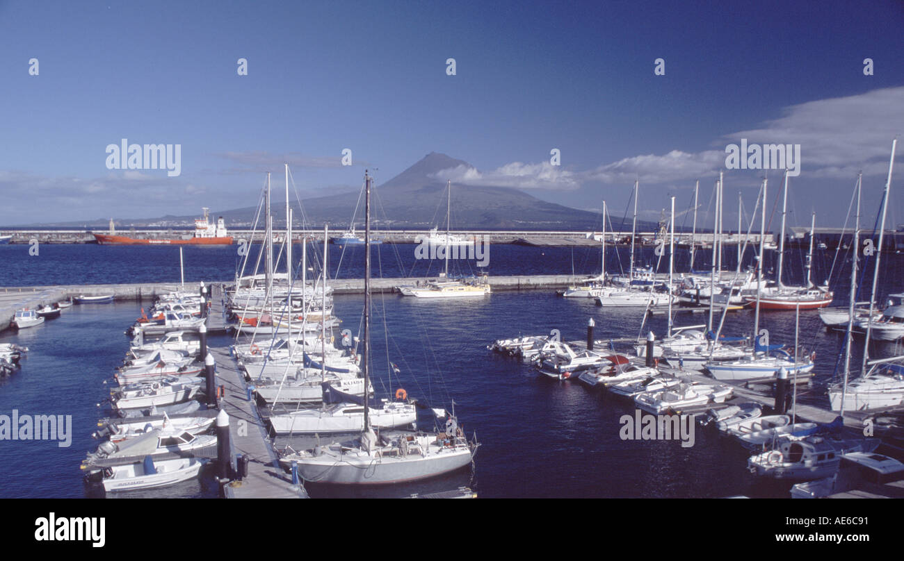 Horta azores pico mountain hi-res stock photography and images - Alamy