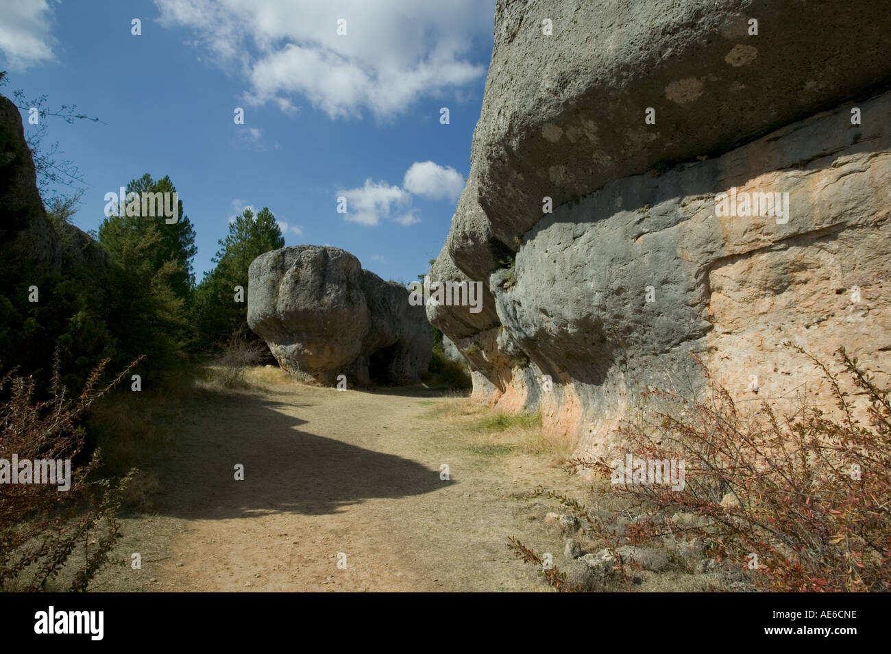 La Ciudad Encantada, karst limestone outcrop park, New Castile ...