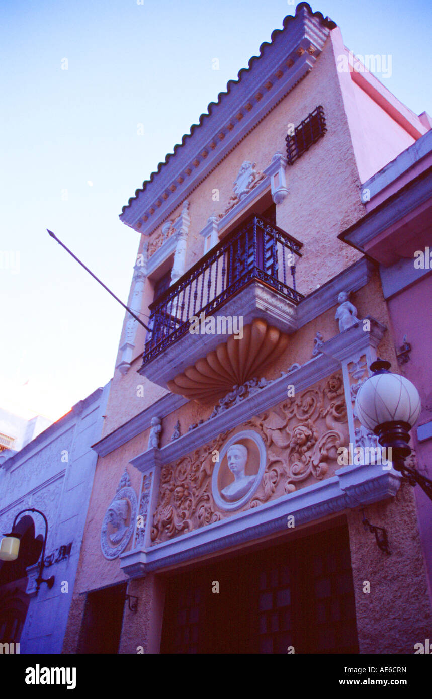 Colonial Style Building, Havana, Cuba Stock Photo - Alamy