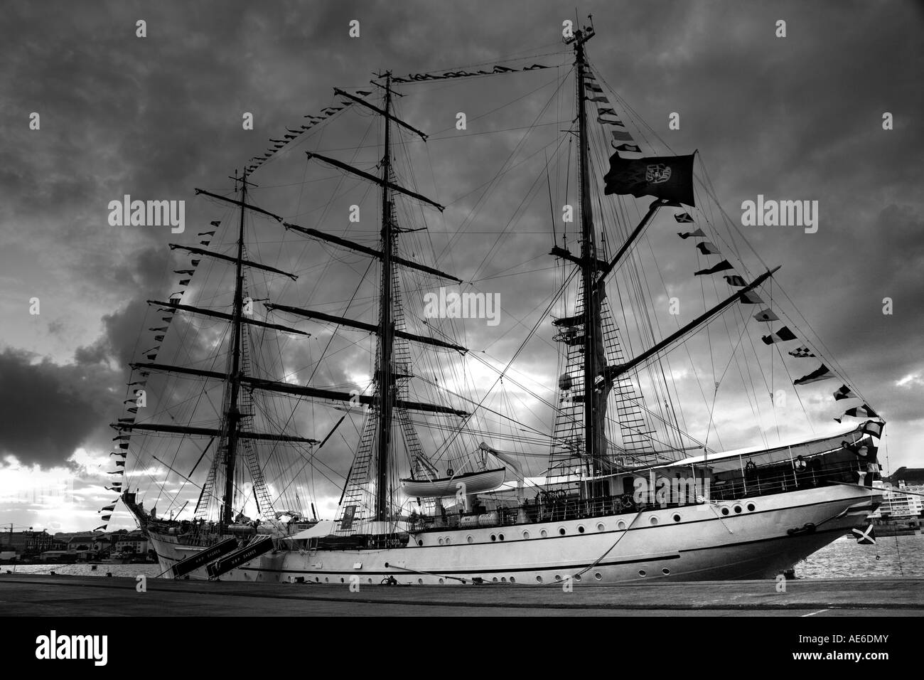 Portuguese tall ship N R P Sagres Stock Photo - Alamy