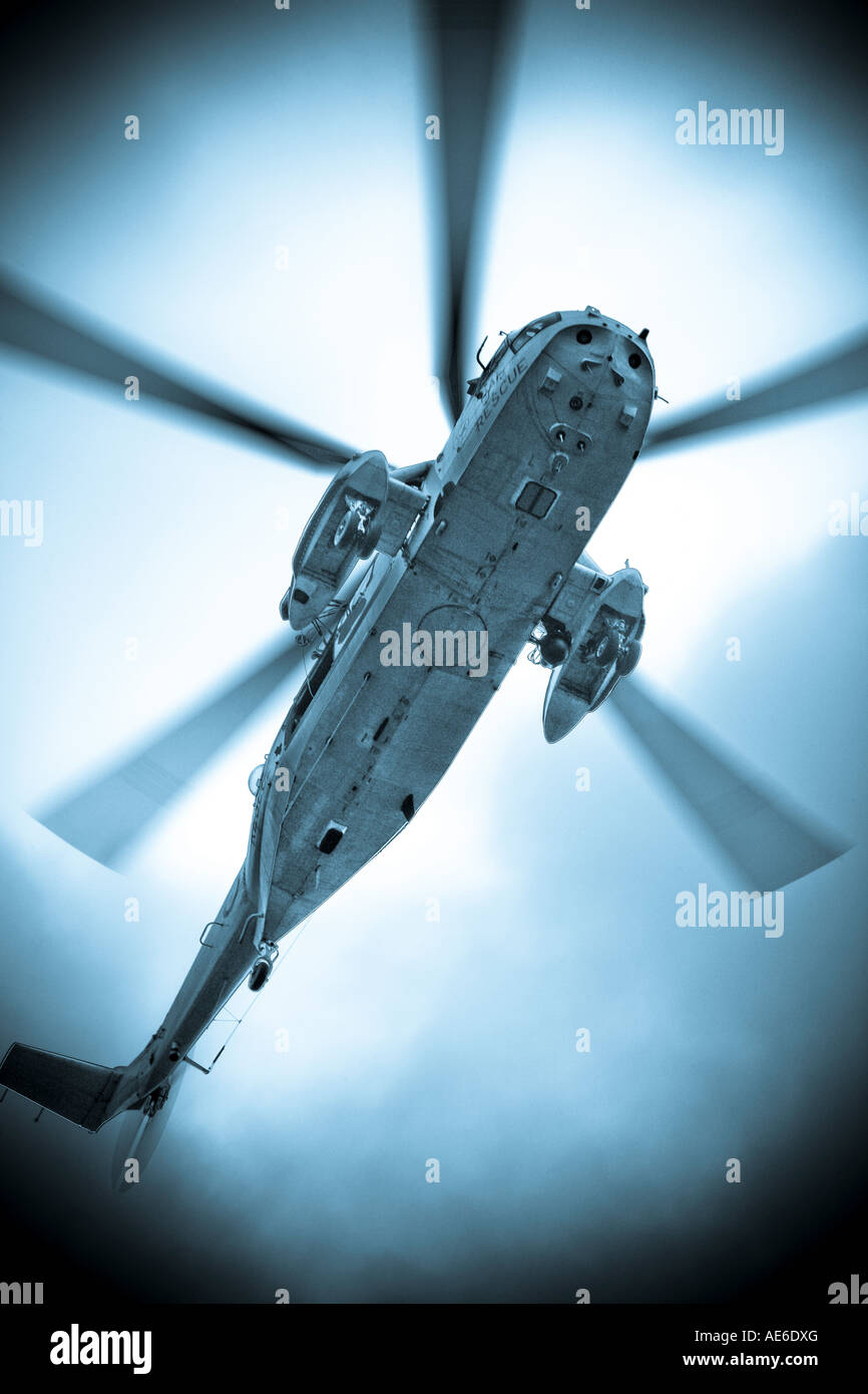 Raf rescue helicopter pilots hi-res stock photography and images - Alamy