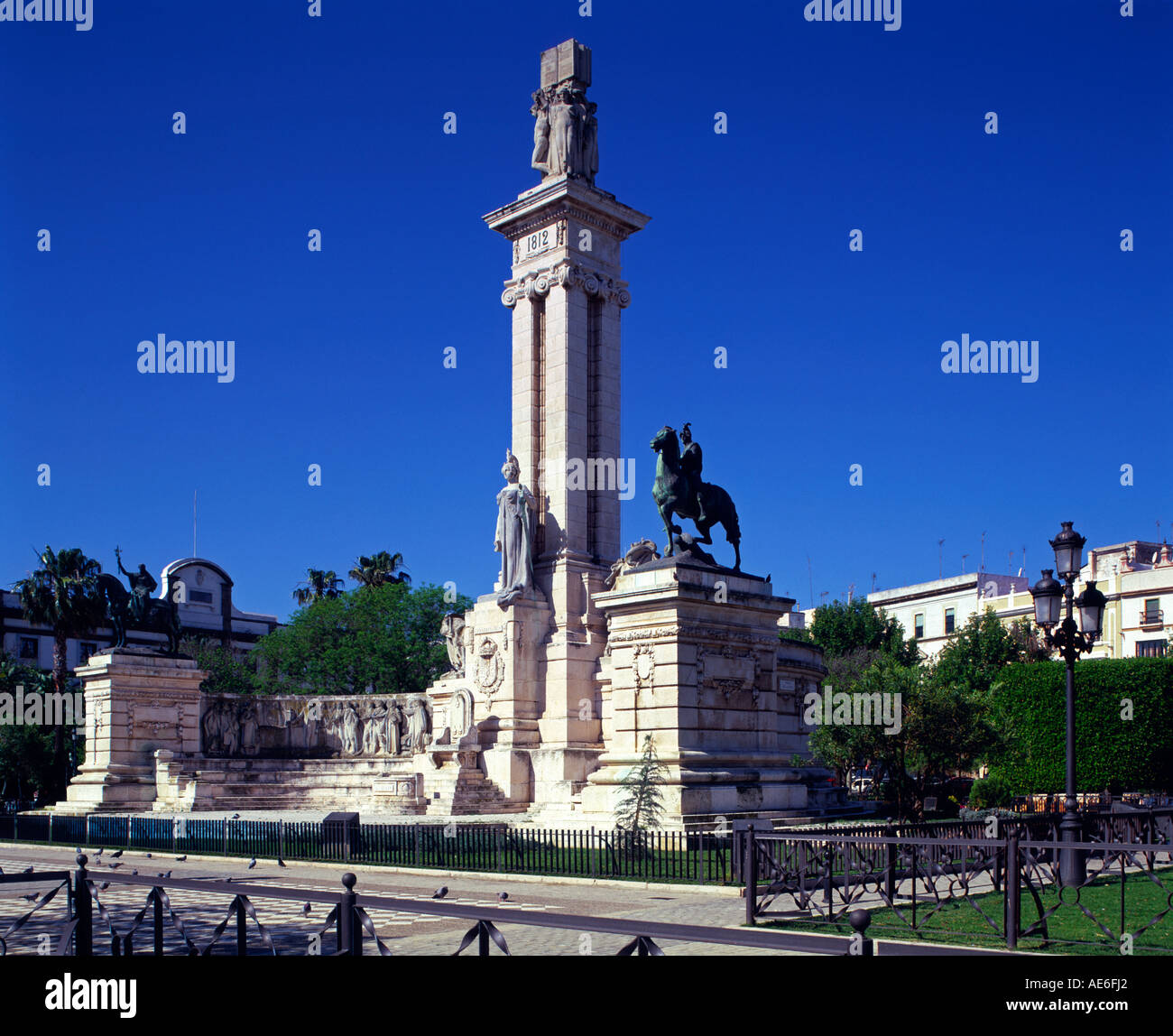 City cadiz spain monument constitution hi-res stock photography and ...