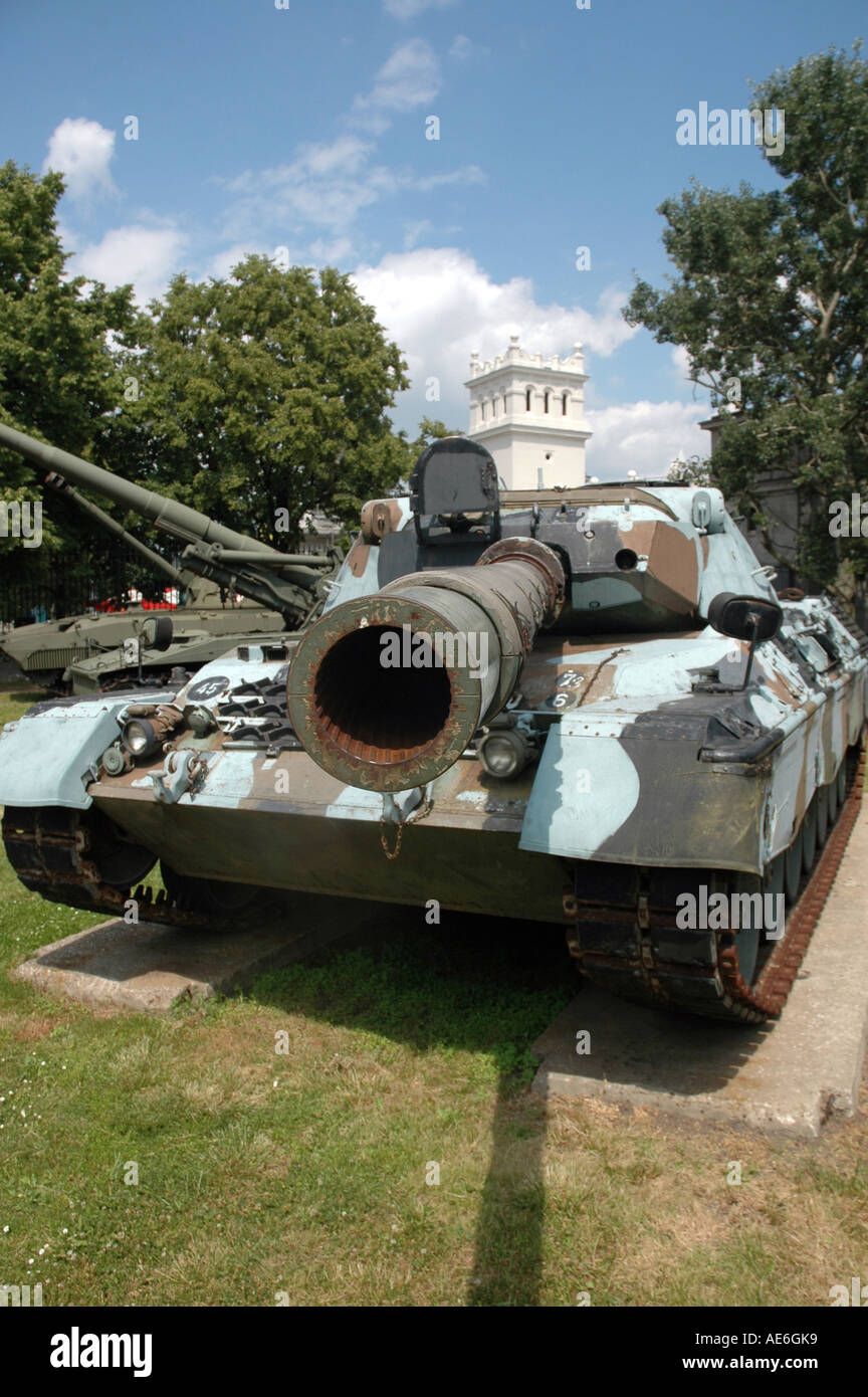 German tank Leopard 1A4 105 mm calibre Stock Photo - Alamy