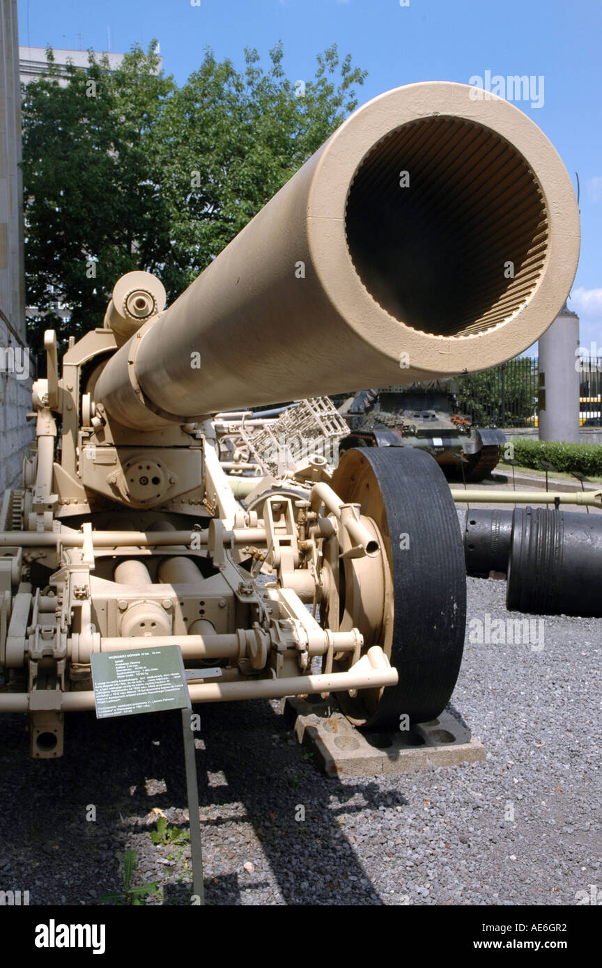german Moerser 18 mortar caliber 100 mm Stock Photo - Alamy